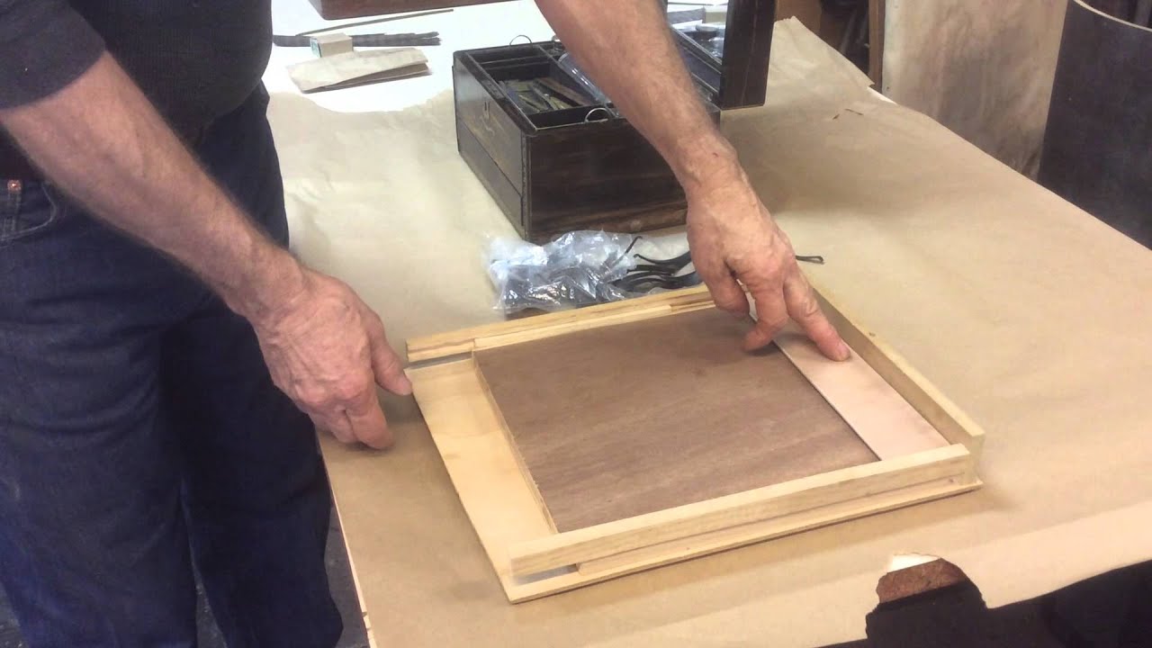 Action spring - Hidden drawer - Mechanism