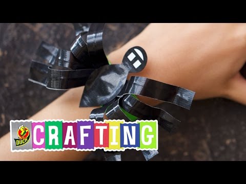 How to Craft a Duct Tape Spider Bracelet