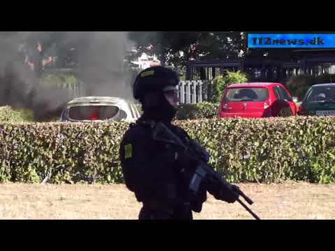 Bilbrand under "Stram Kurs" demonstration i Slagelse