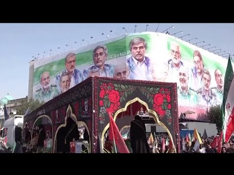 Iran buries top commanders & scientists killed in Israel war