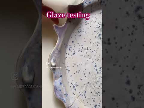 #mishima #glazetest #maycoglazes #ceramicplates Mayco Indigo Rain & Lavender Mist on rim
