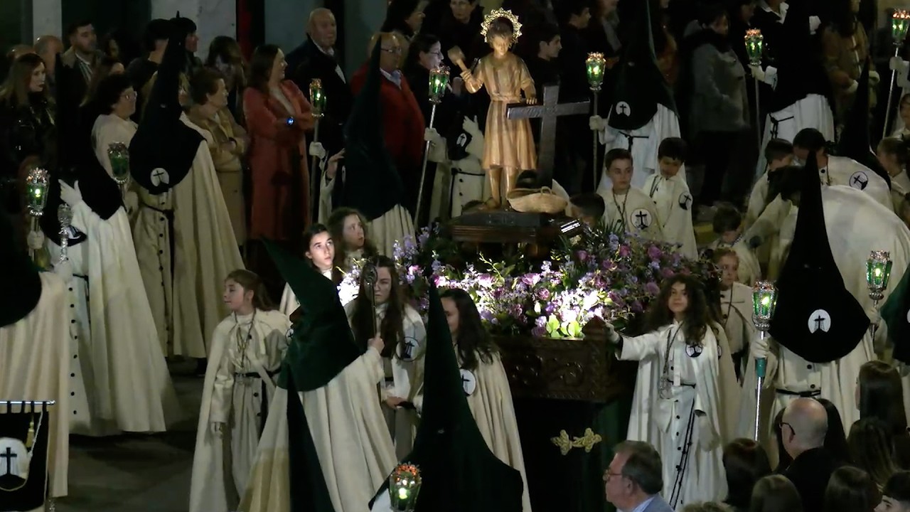 Villarrubia de los Ojos sobrecogida por el Santo Entierro en una noche de fe y tradición