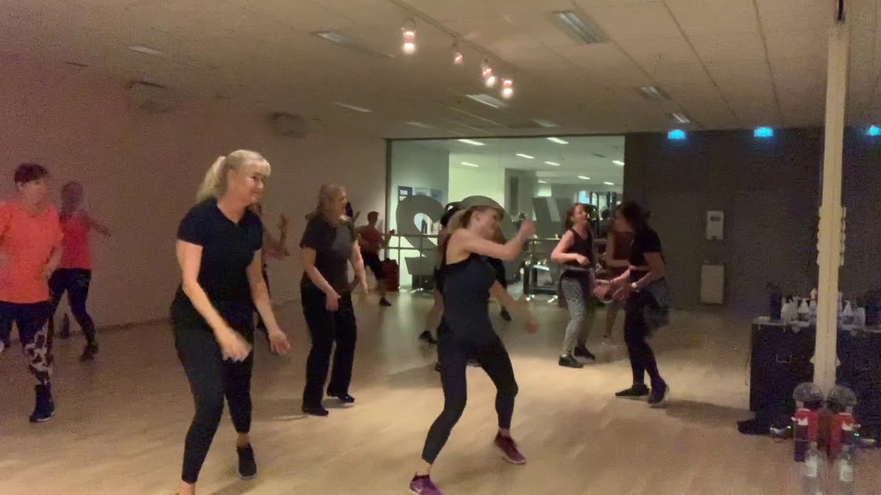 Love2Dance @SATS Solli