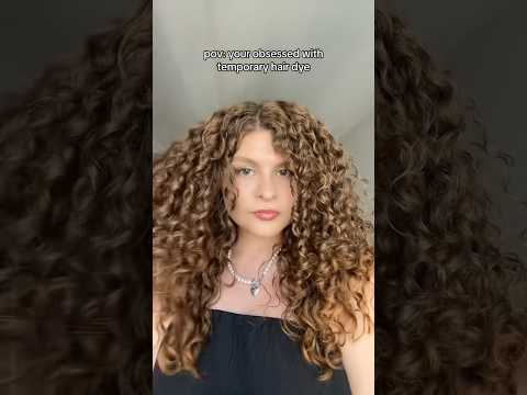 Temporary hair dye: gold + bronze mixed #curlyhair #curls #curly #haircolor #temporaryhaircolor