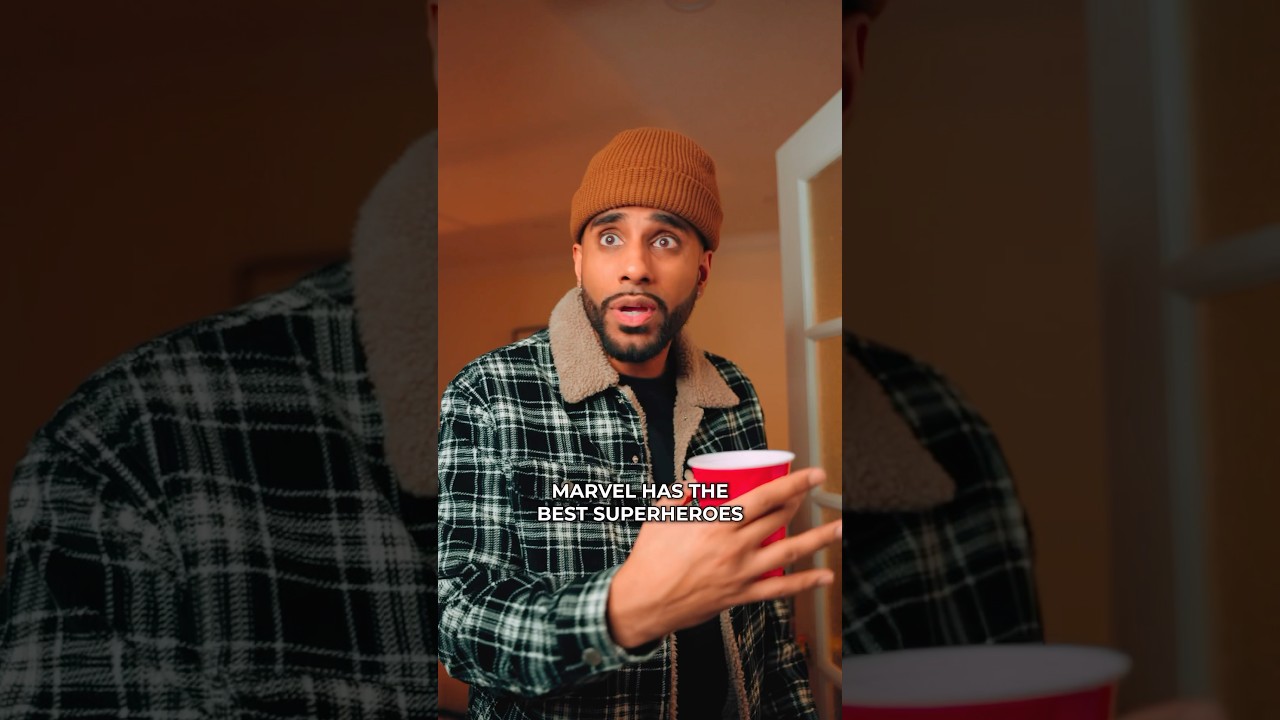 Marvel Fans Vs. DC Fans 😅