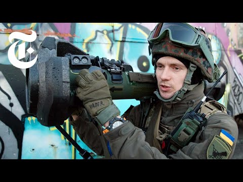 The Ukrainian Fighters Defending Kyiv | Russia–Ukraine War