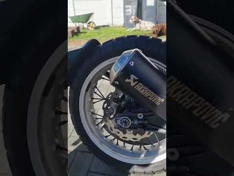 Husqvarna Svartpilen 401 Akrapovic baffle delete #husqvarna #svartpilen #akrapovic