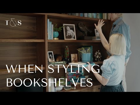 Master the Art of Bookshelf Styling: Both Functional & Curated Styling Secrets Revealed
