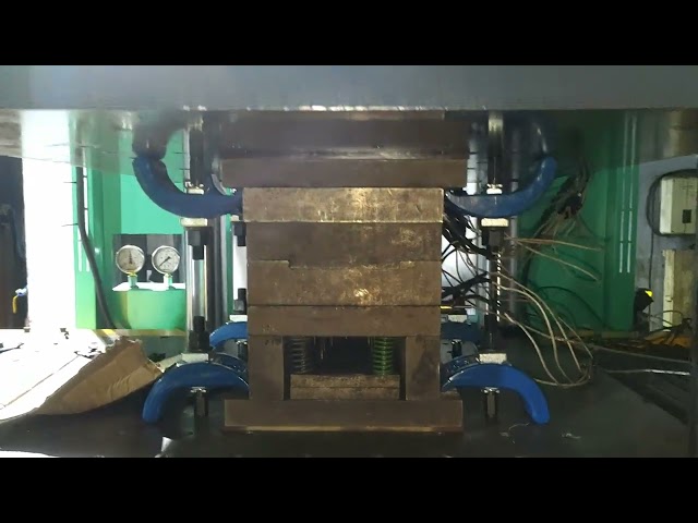 double slide vertical injection moulding machine - Vertical Double ...