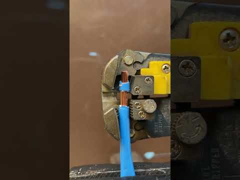 The right way to install a connector #USA #ElectricHack #ConnectorTip #SmartInstall