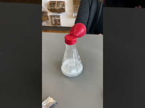 Experiment with Sodium hydroxide and aluminum foil