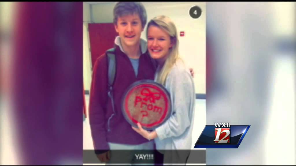 Teens get creative with 'prom-posals'
