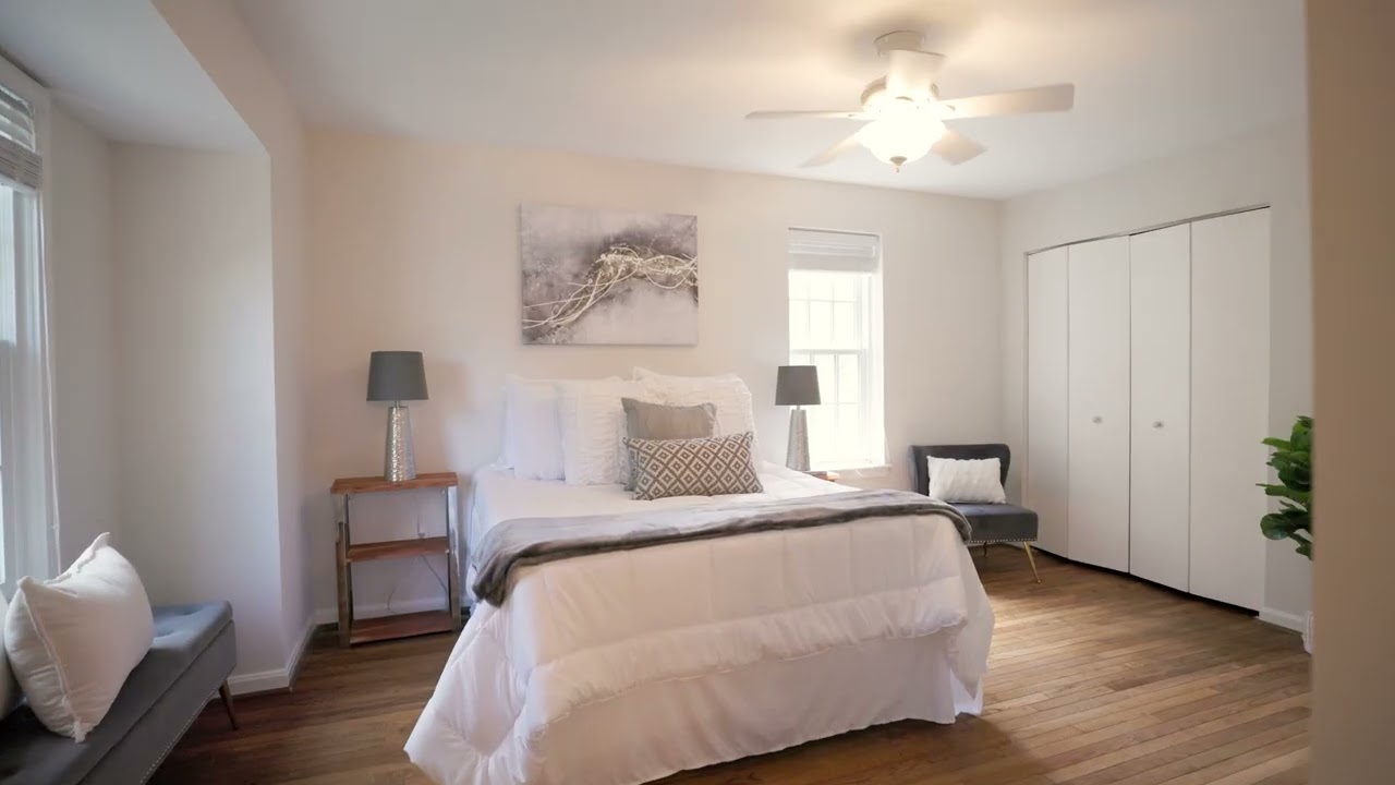 2174 Golf Course Dr, Reston, VA 20191