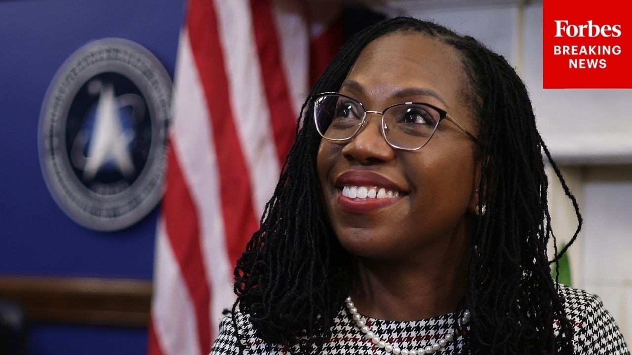 'Am I Off-Base?': Ketanji Brown Jackson Asks DOJ Official About Unconstitutional Conditions Doctrine