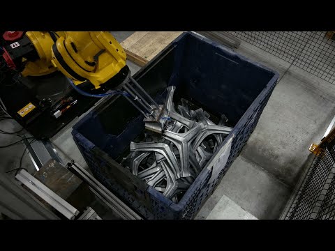 Halley Machine Vision - RA.ZE Bin Picking Aluminum Castings with Fanuc and Ensenso N35