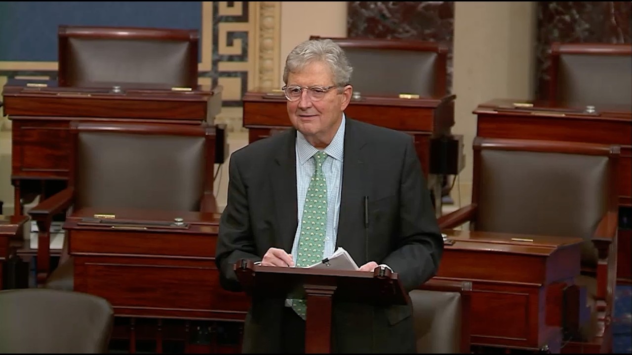 Kennedy urges Congress to pass the Build Now Act: 'If we had more housing, the price would go down'