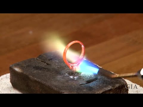 How to Remove Platinum Cobalt Oxidation with Firecoat, Heat and Pickle | GIA