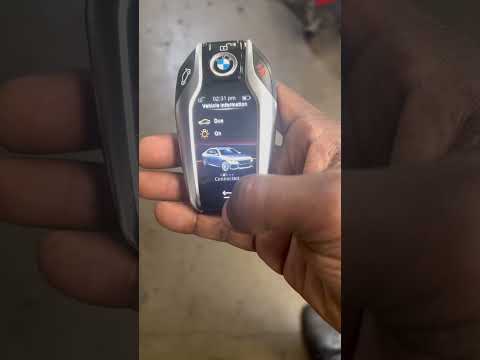 2020 BMW 740I futuristic Key Fob what do y’all think #youtubeshort #youtubeshorts #futuristic #crazy