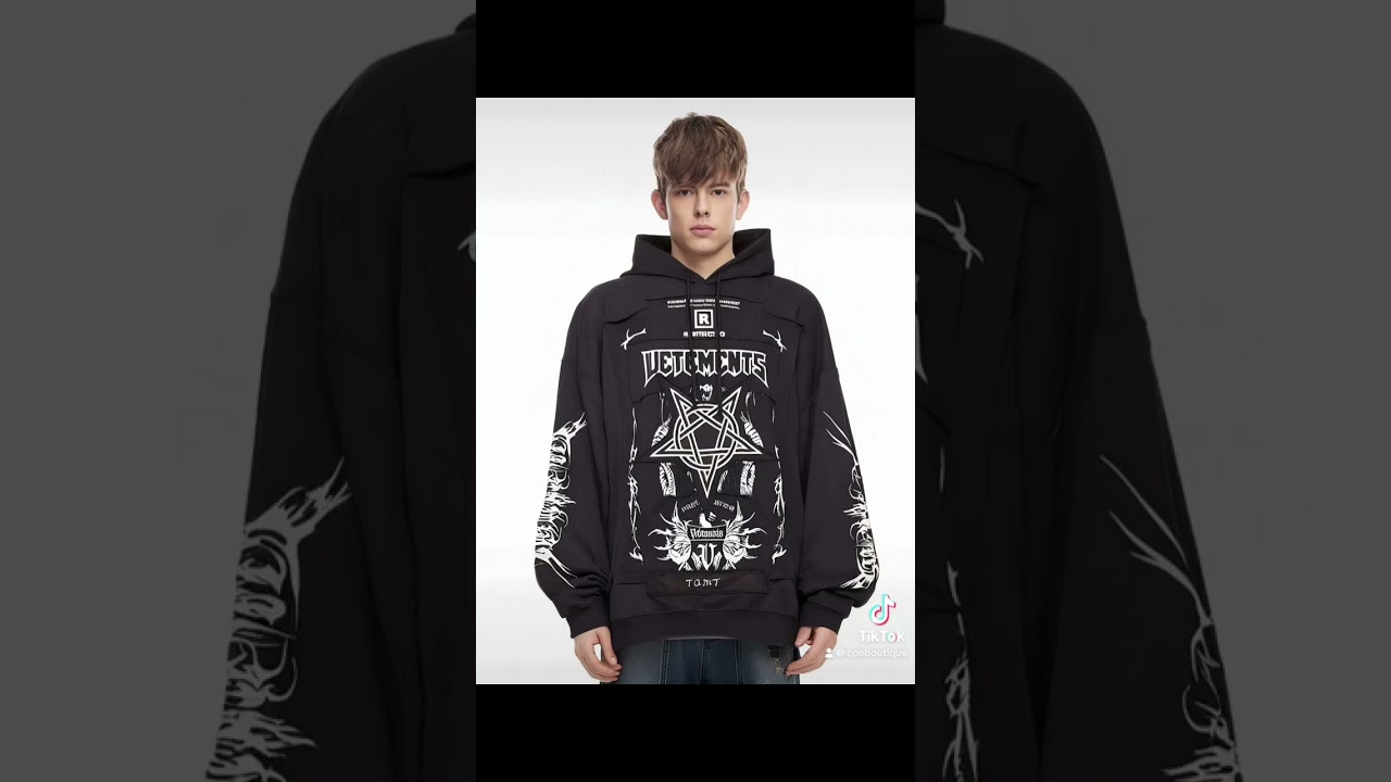 VETEMENTS Black Patched Logo Hoodie