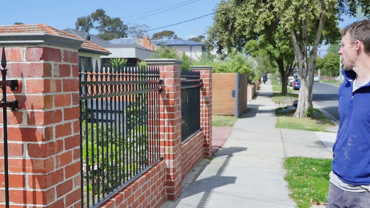 Dwyer Brick Fences – Recycled Red Brick Fence in Highett, Melbourne