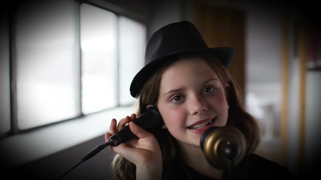 City Connection: Building Bridges - A Guide to Effective Communication and Community Engagement