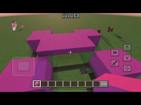 I built a pink pink creeper house in Minecraft!