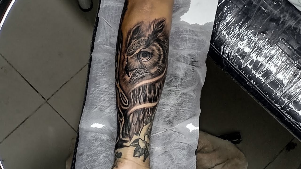 Búho tattoo - time lapse x Black and Grey 