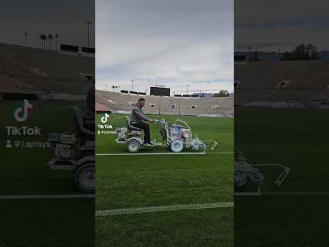 Rose Bowl Game Field Paint #collegegameday #cfbplayoff #rosebowlgame