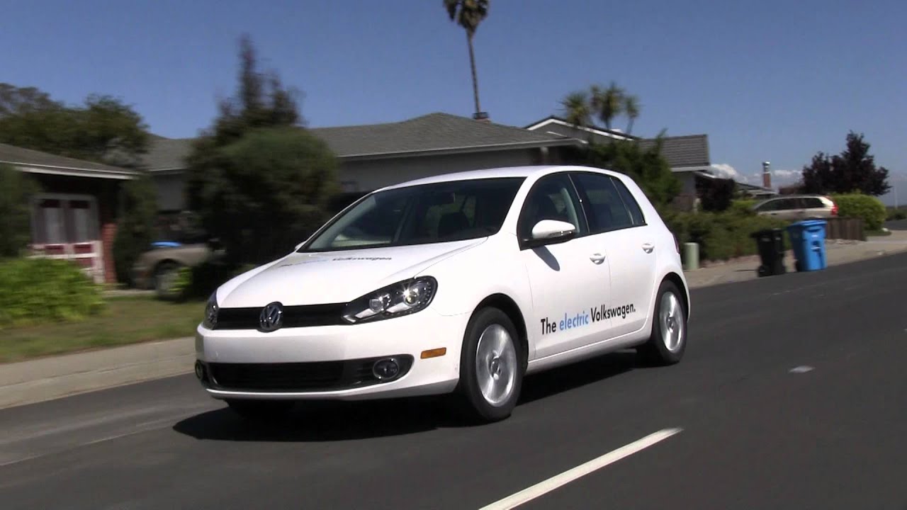 Golf Blue-e-motion test in the USA