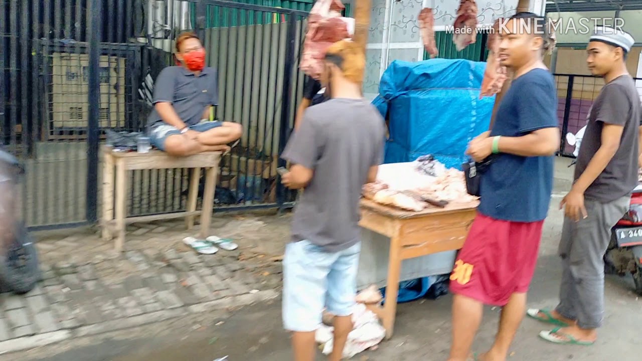 Pasar Daging Dadakan di Jalan Sunan Kalijaga Rangkasbitung