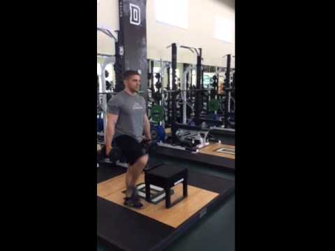Crossover Dumbbell Step-Up | myworkouts.io