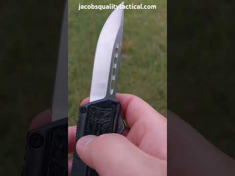 COBRATEC KNIVES LIGHTWEIGHT REVIEW! #tacticalknife #edc #knifereview #everydaycarry #knife #outdoors
