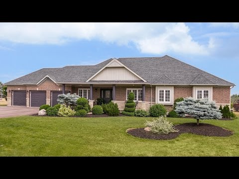 Mulmur – Subdivision 3+2 Bedroom Bungalow on 1-Acre Lot For Sale - Mary & Kaitlan Klein