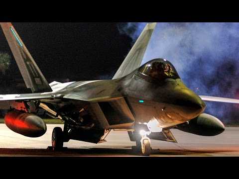 Why the F-22 Raptor Is Such a Badass Plane