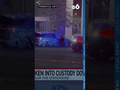 Police: Four juveniles steal van at gunpoint, crash near statehouse