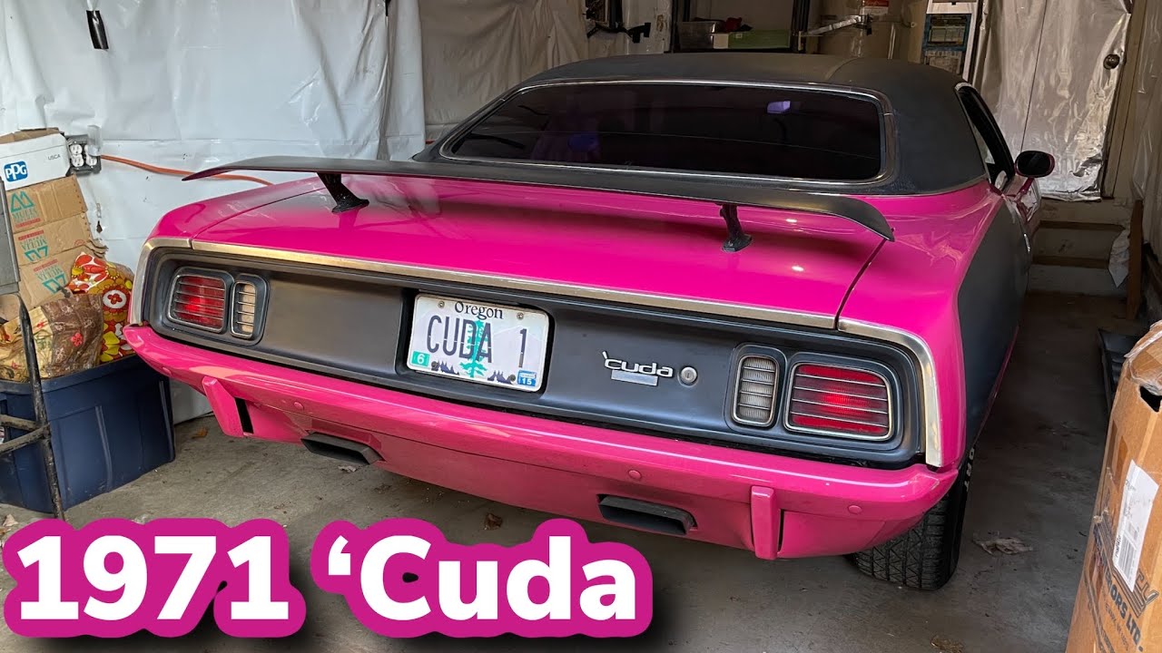 1971 Plymouth 'Cuda Hiding in a Garage Flexes Rare Color, but There's a ...