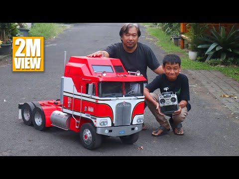 Giant BJ and The Bear RC Semi Truck Trailer