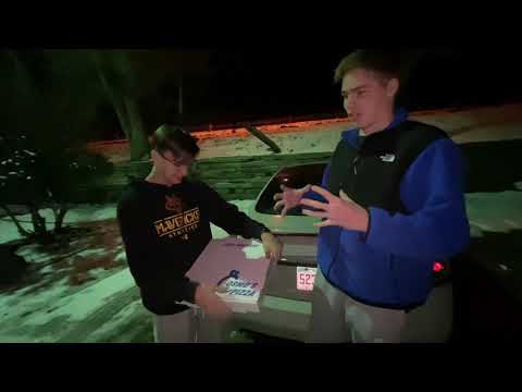Pizza Review- Cosmo’s Pizza (Boulder, Colorado)
