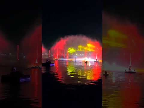 Light and Water Show at Dubai Festival City Mall