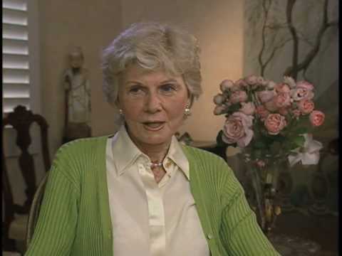 Barbara Billingsley on speaking "jive" in "Airplane" - EMMYTVLEGENDS.ORG