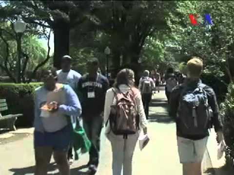 Religion in the US- Tabinda Naeem- Urdu VOA
