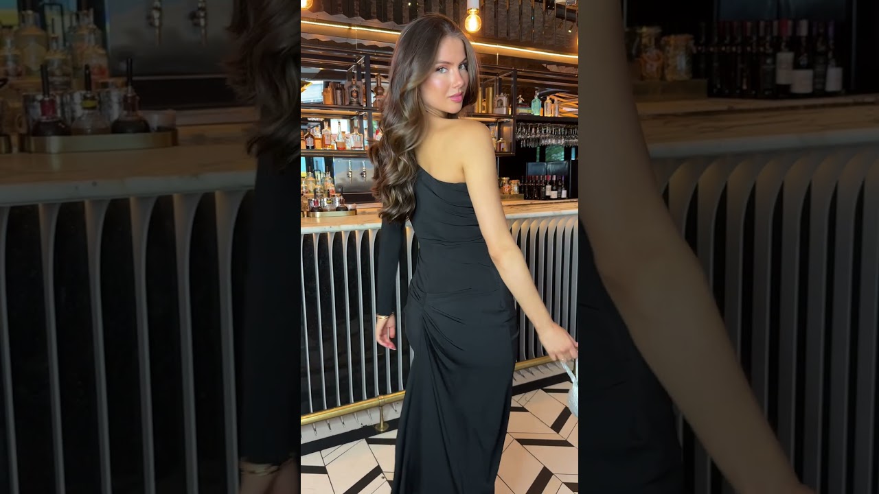 The little black dress of dreams✨