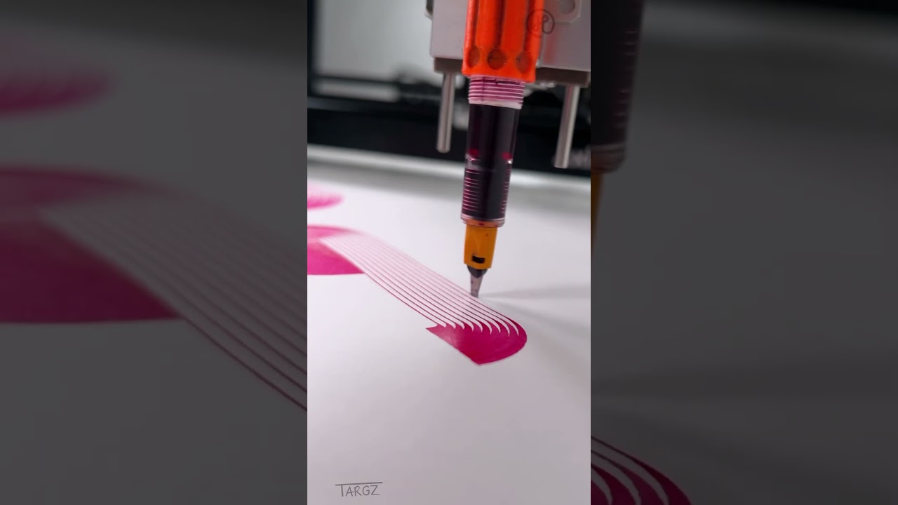 Ever thought pen plotting could be this fun? 🎨 Meet the @bantamtools SVG Player.