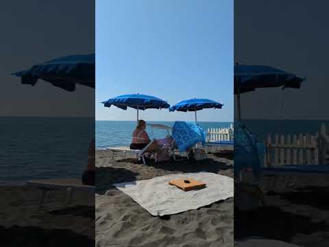 Italy summarized in 3 words: Dolce Far Niente #italy #italytravel #italytravelguide #europe