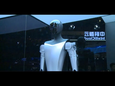 Exploring cutting-edge technologies at Shanghai AI conference