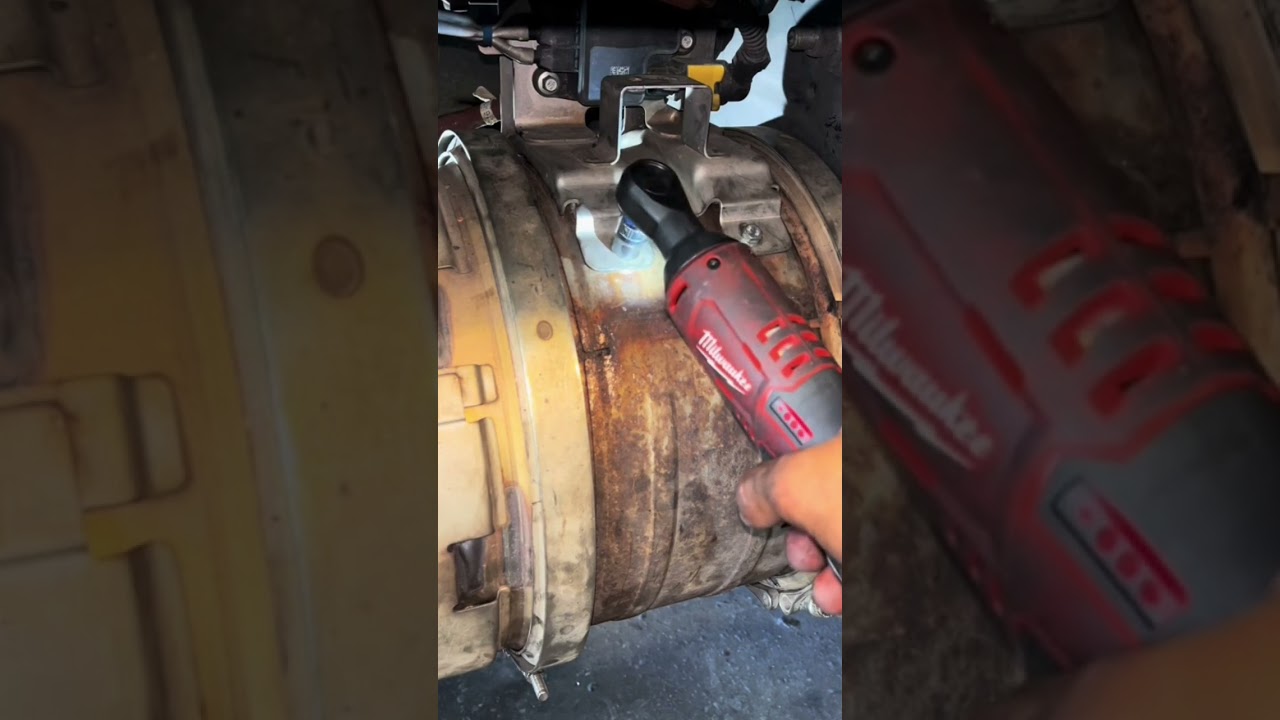 Freightliner M2 DPF final !! 100 #mechanic #carrestoration #chrisfix #classiccars #air