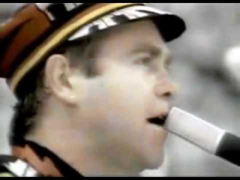 Elton John - Imagine (cc)