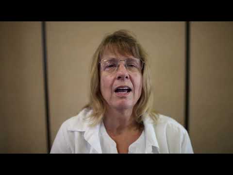 Staying Connected with Mobile Captioning App for Hearing Loss | InnoCaption