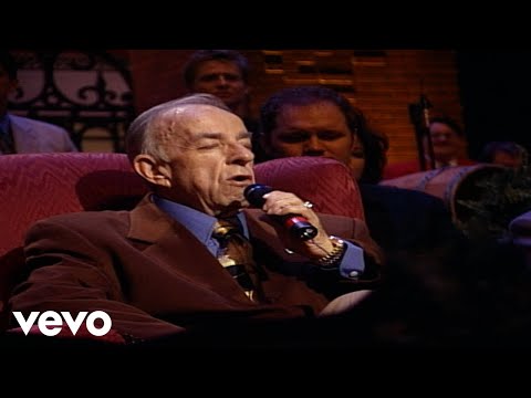 Bill & Gloria Gaither - Beyond the Sunset / Should You Go First and I Remain (Live)