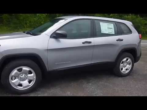 2015 Jeep Cherokee Sport SUV